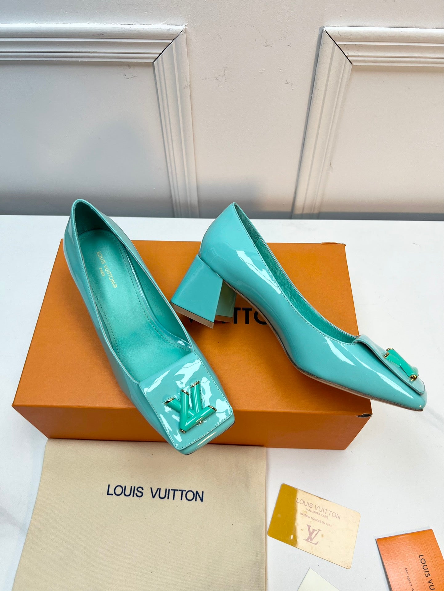 Louis Vuitton Shake Pump